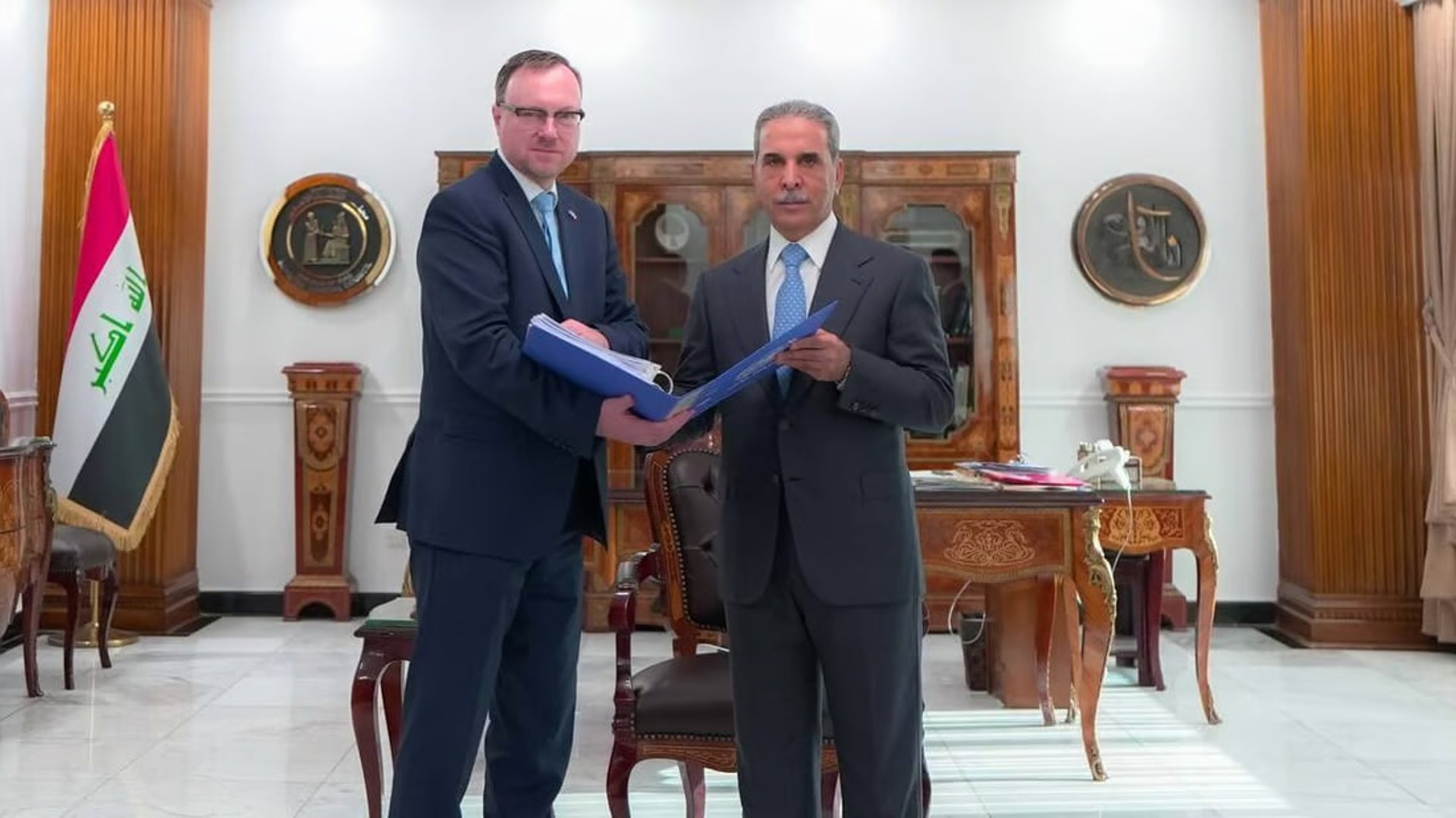 U.N. shares report on ISIS finances with Iraqi chief justice Faiq ...