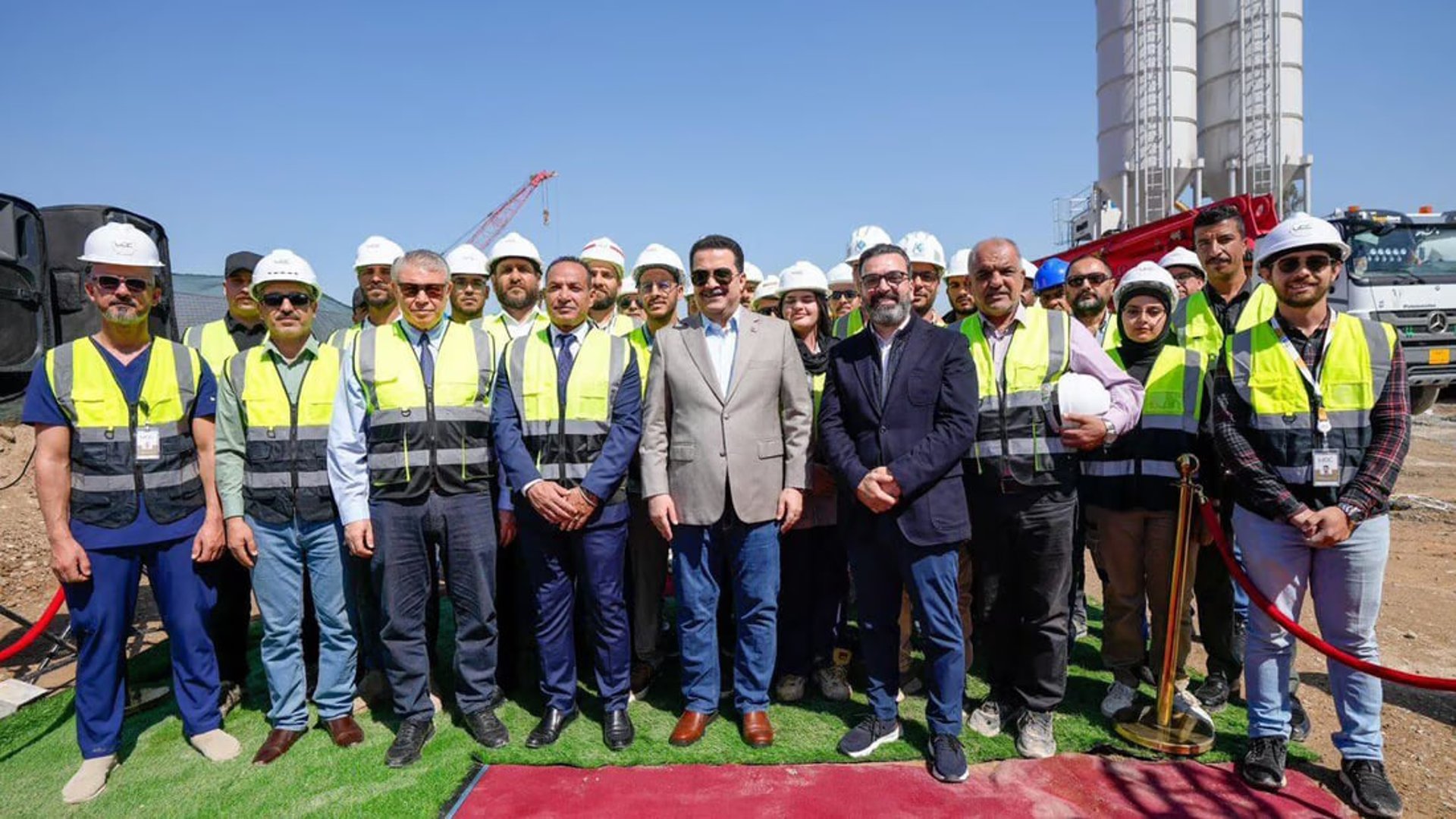 Prime minister visits Rixos, Mövenpick hotel projects » 964media