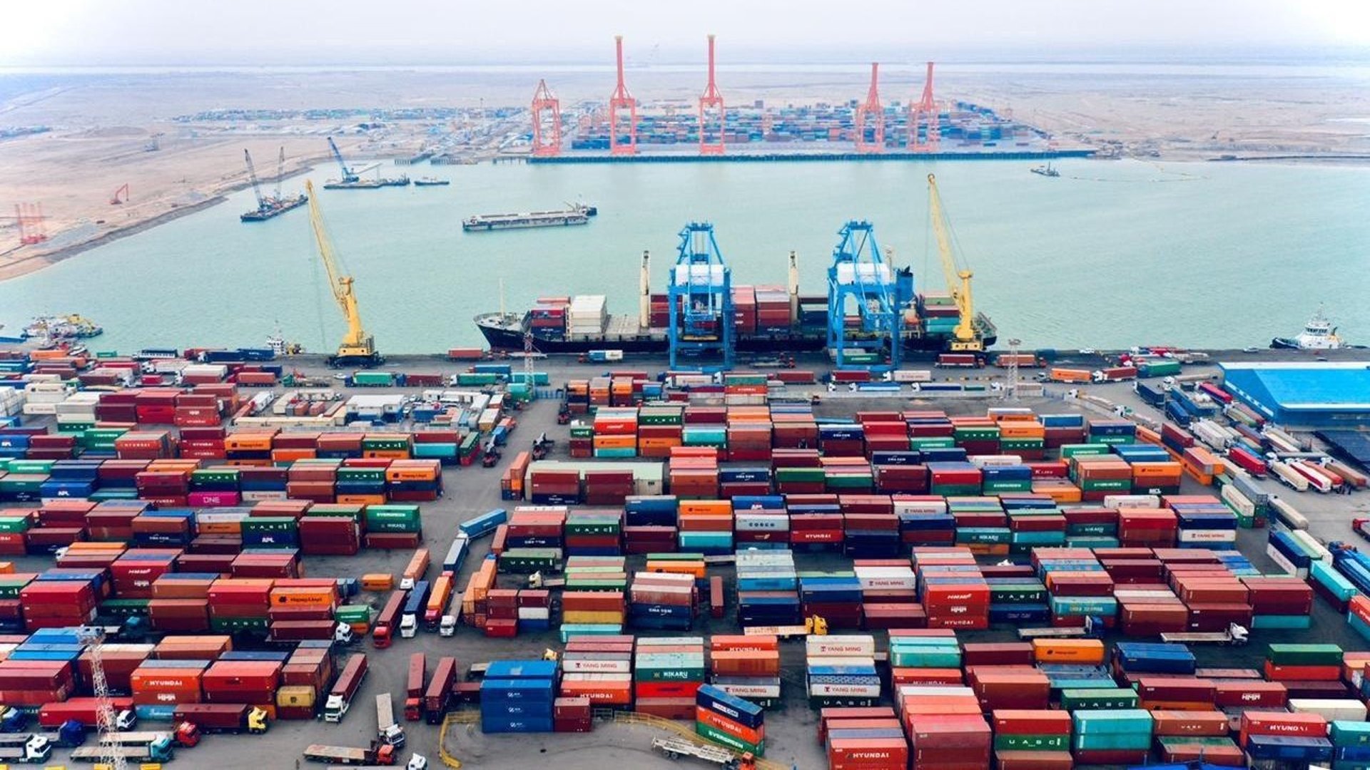 Iraq customs revenue doubles in 2024, surpasses 2 trillion dinars ...