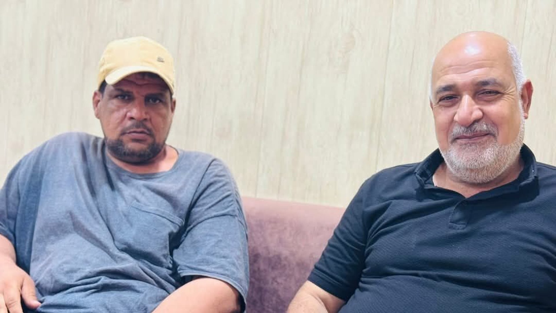 Sanitation worker in Souq Al-Shuyoukh returns 40 million dinars found ...