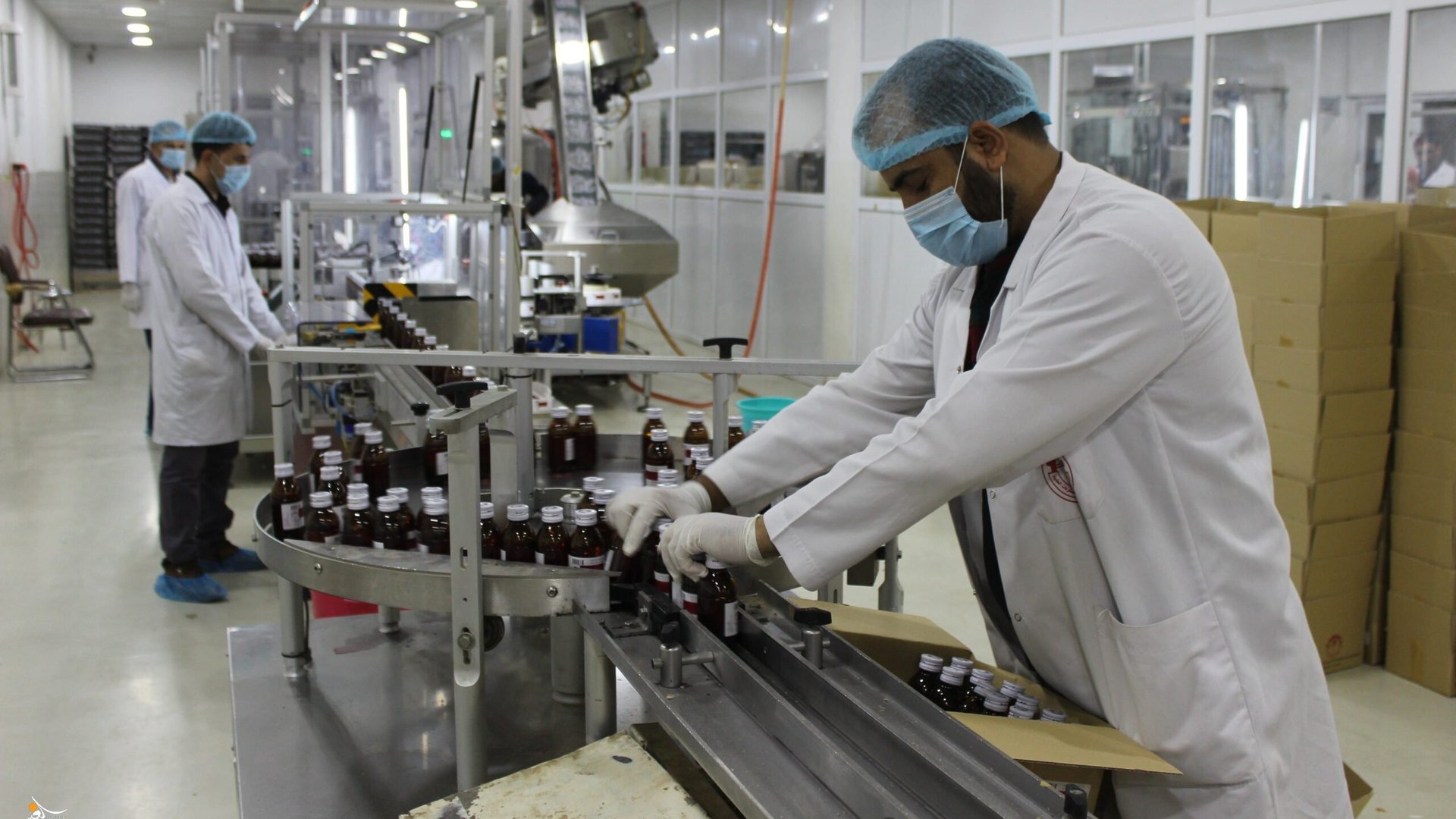 Iraq boosts local drug production, eyes full self-sufficiency in ...